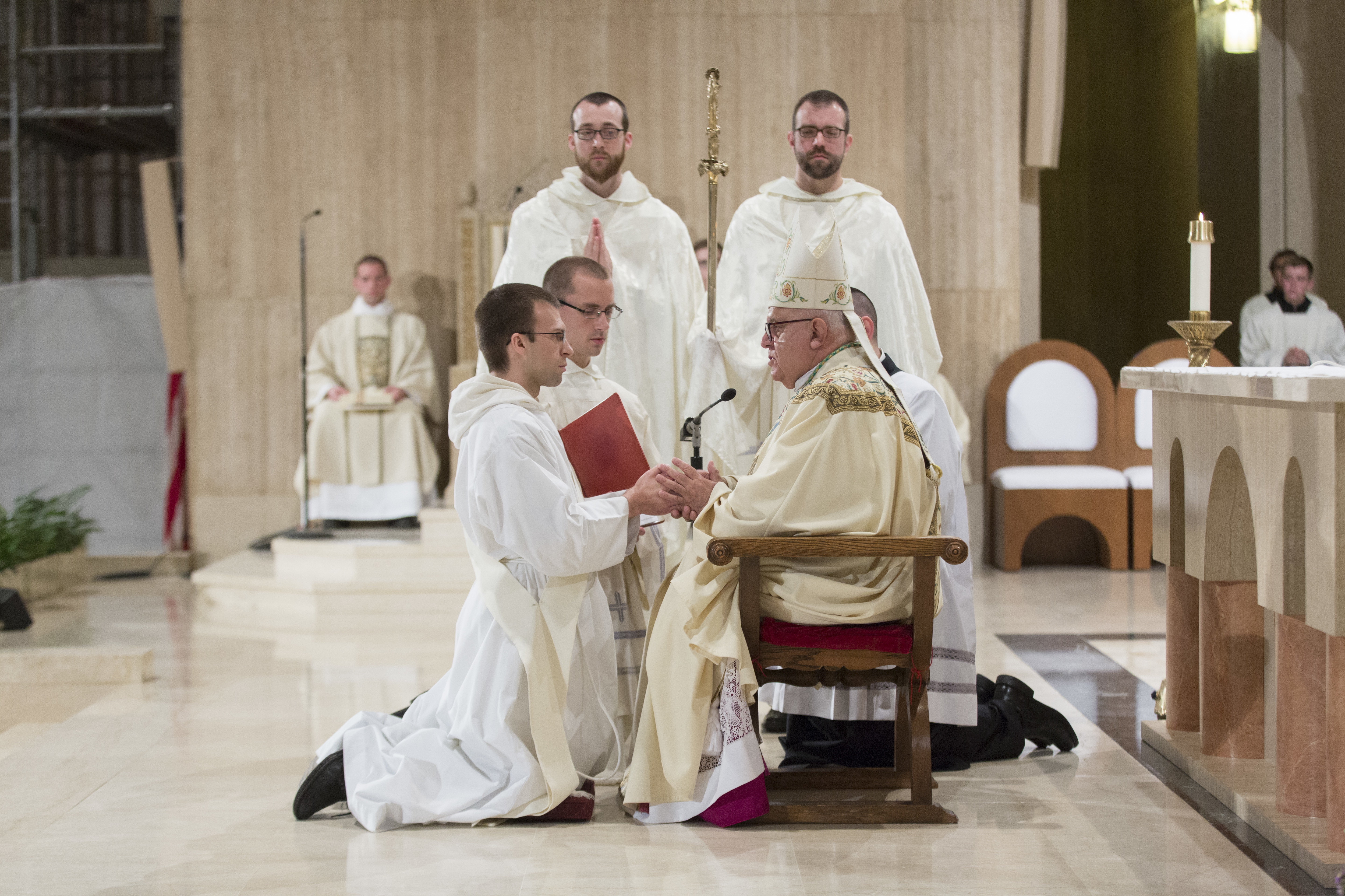 Did Anglicans lose their apostolic succession? – The Universe of Tim ...